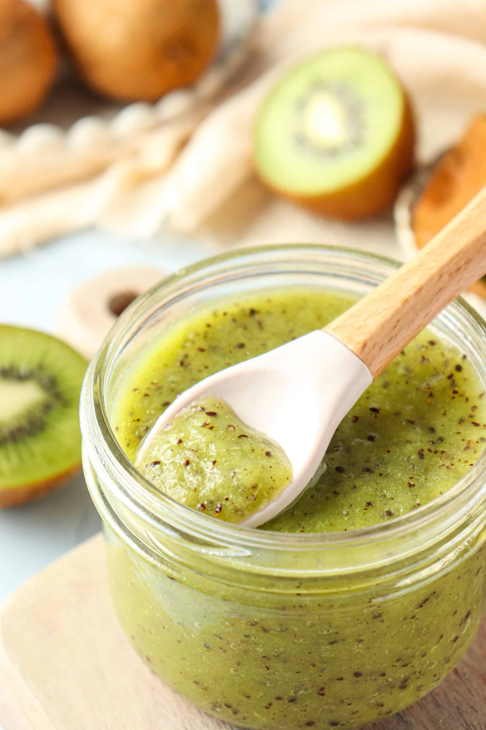 Kiwi Puree - Wooed By The Food